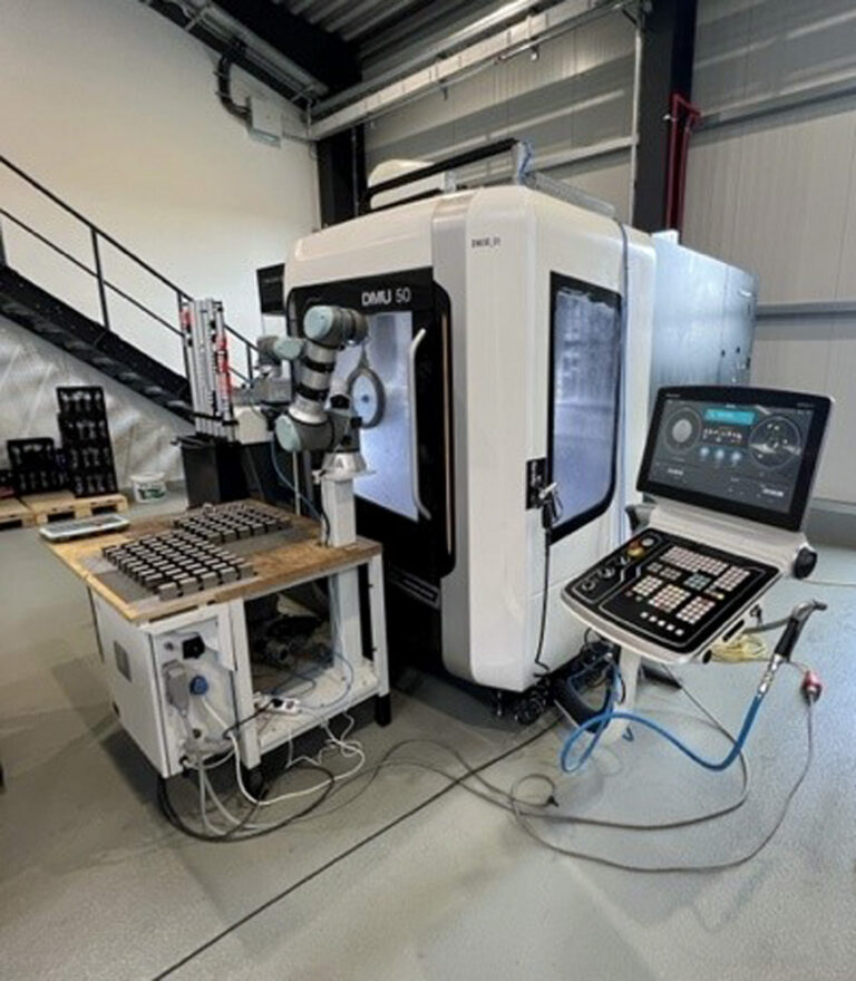 DECKEL MAHO DMU 80 eVo linear (CNC0475) • 3axis Group